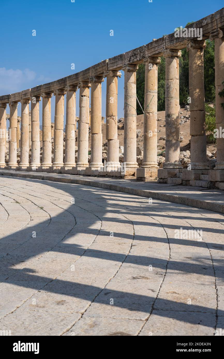 Square ionic column columns hi-res stock photography and images - Alamy