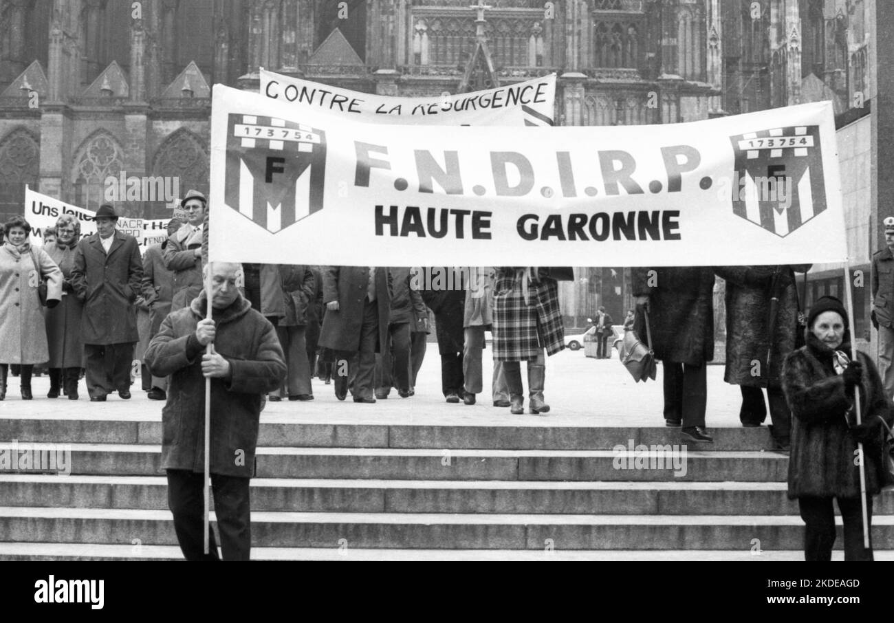 Organisations of French Jews and German Nazi victims demonstrated for a ...