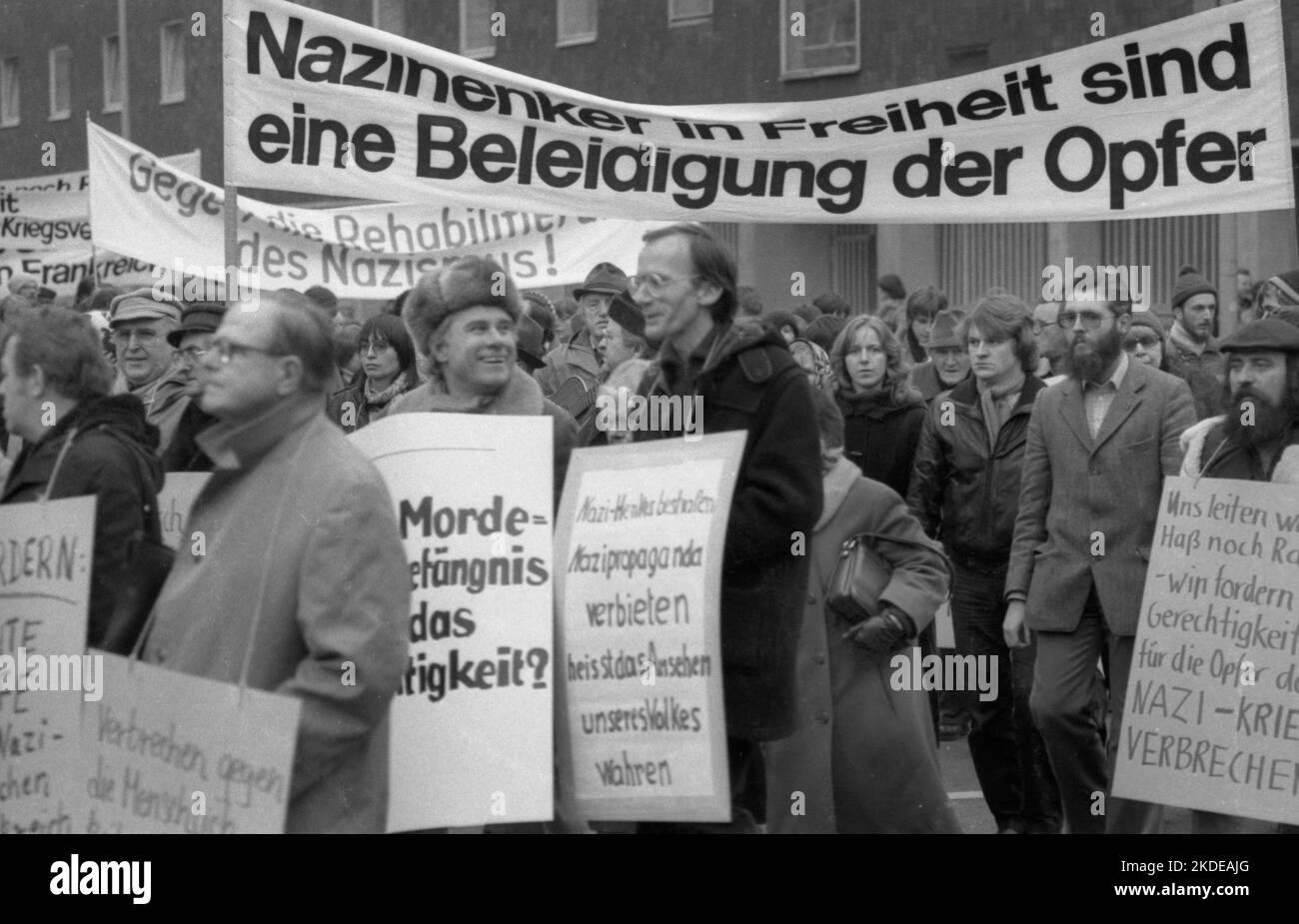Organisations of French Jews and German Nazi victims demonstrated for a ...