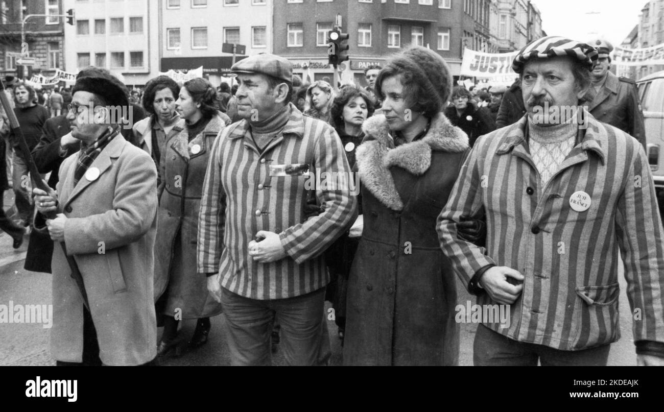 Organisations of French Jews and German Nazi victims demonstrated for a ...