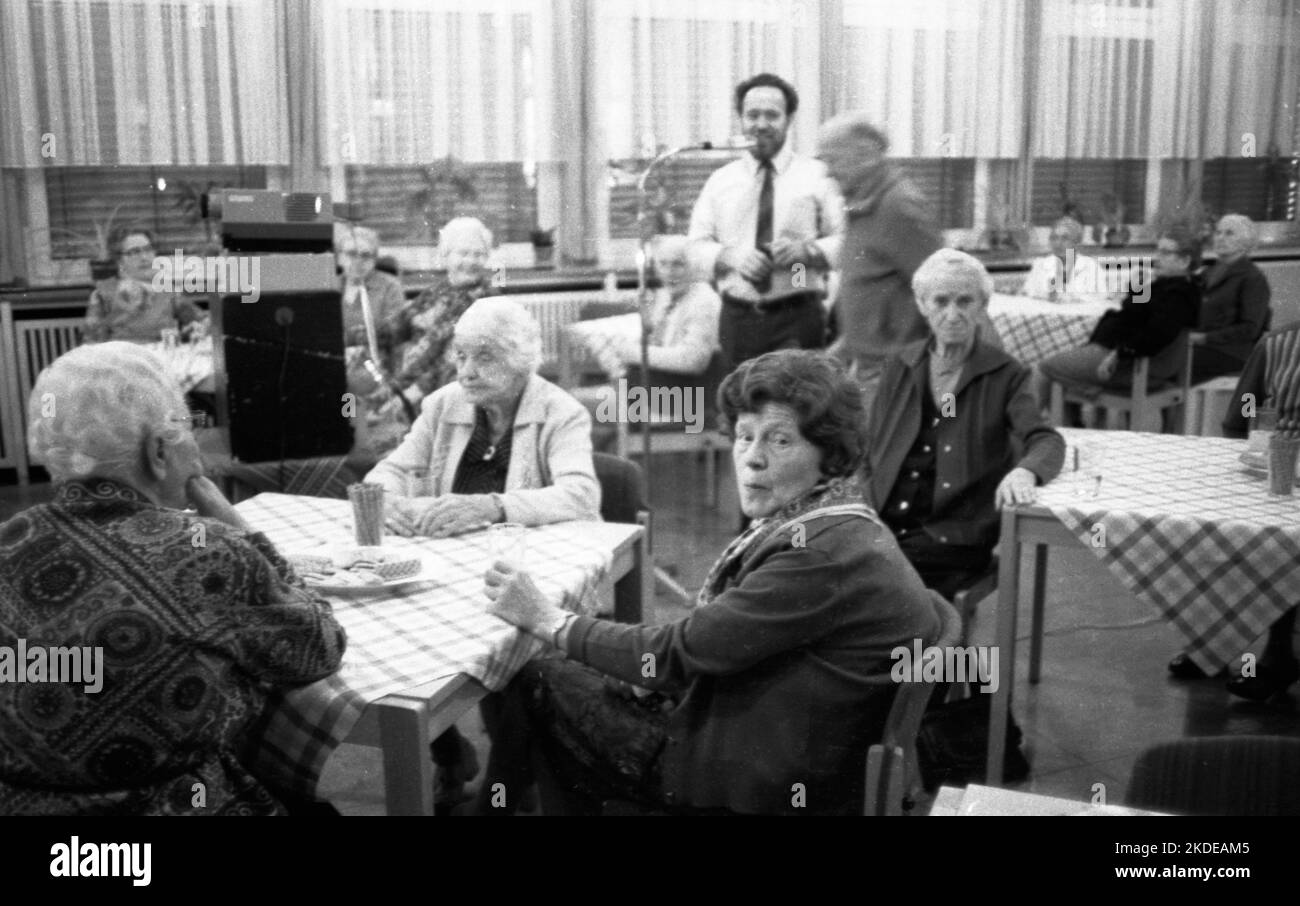 The senior citizens' organisation Grey Panthers entertain residents of ...