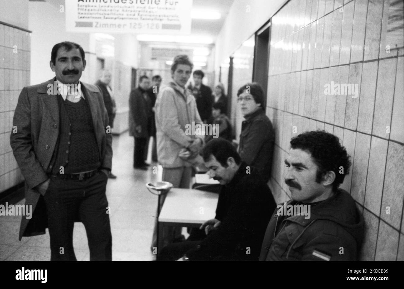 Large crowd of unemployed people at the labour office on 23.01.1980 in ...