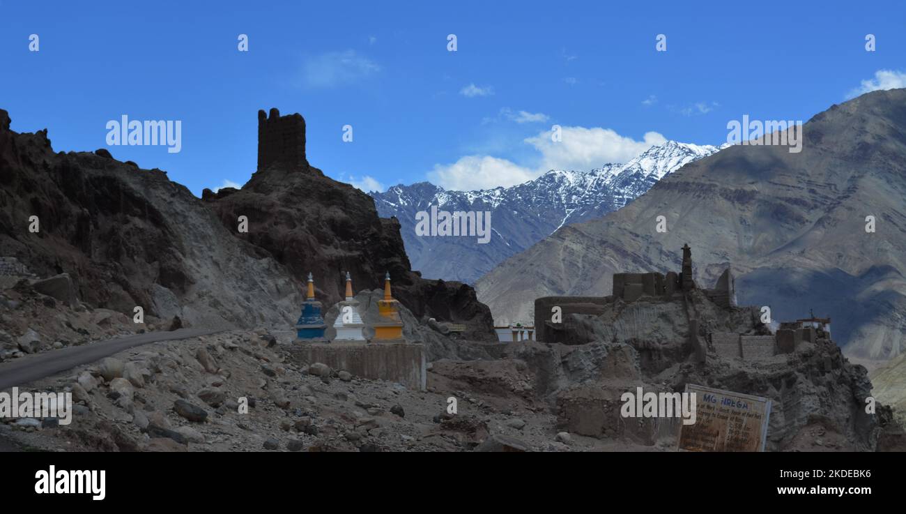 Basgo monastery hi-res stock photography and images - Alamy