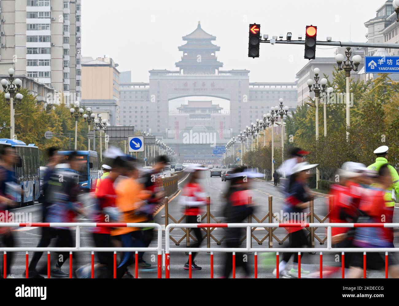 2022 beijing marathon hi-res stock photography and images - Alamy