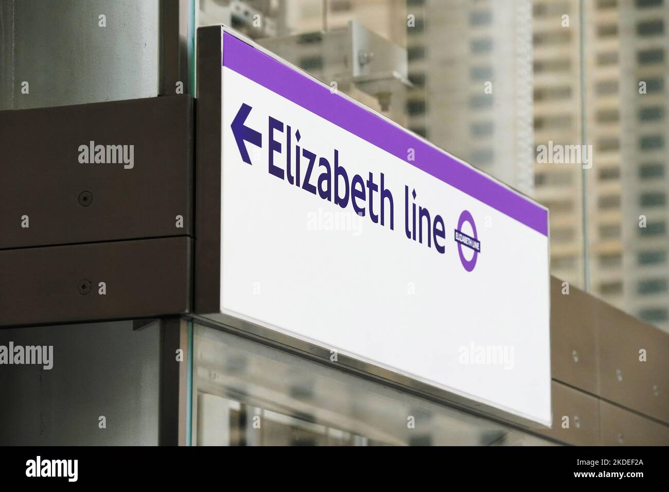 Elizabethline sign hi-res stock photography and images - Alamy