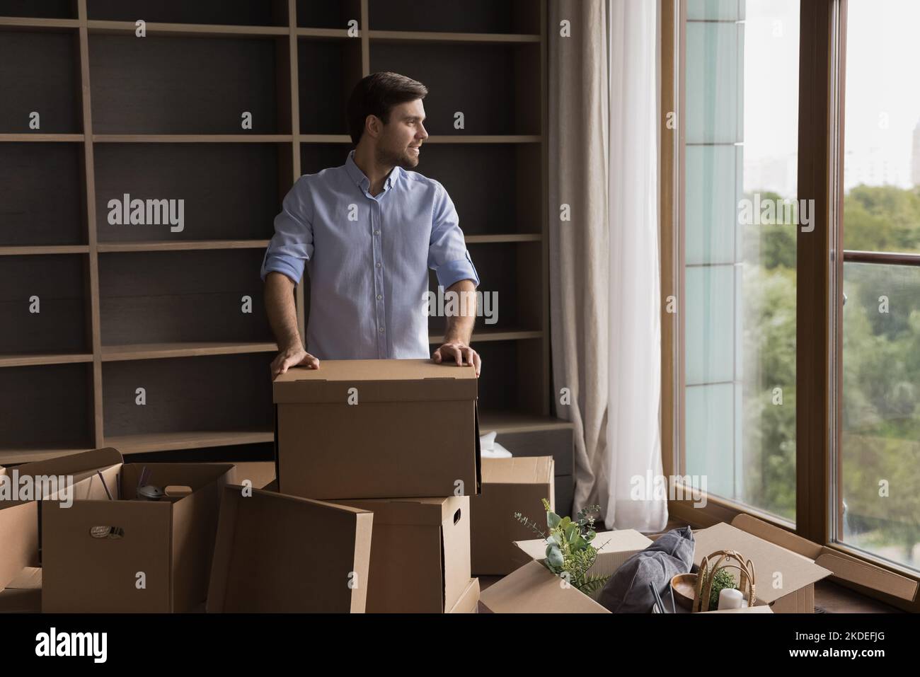 Stacked boxes hi-res stock photography and images - Alamy