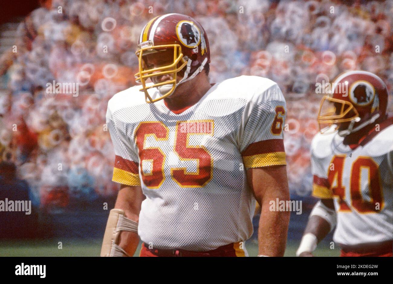 Washington Redskins defensive tackle Dave Butz (65) during the game ...