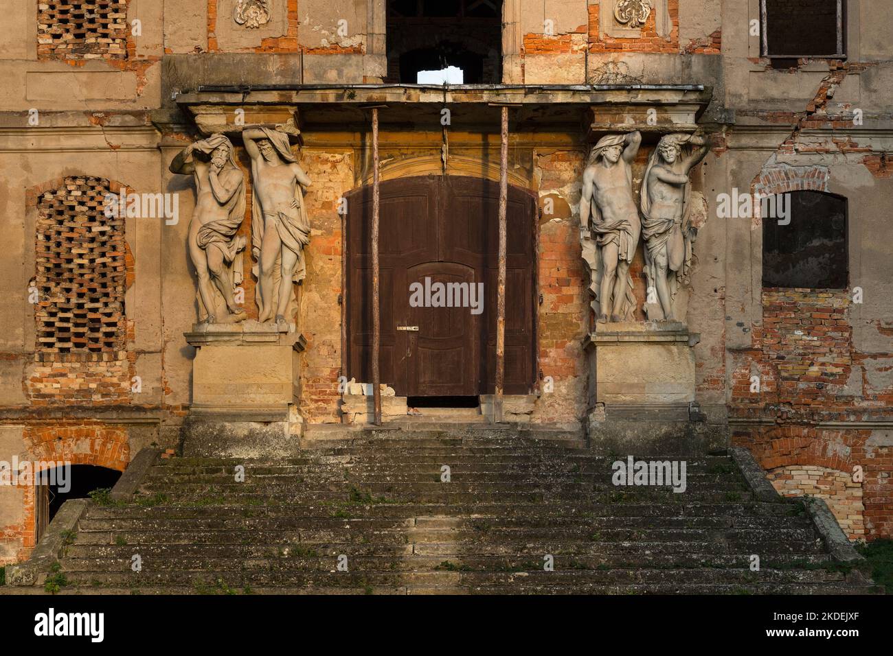 park and castle Brody, Pförten, Poland Stock Photo - Alamy