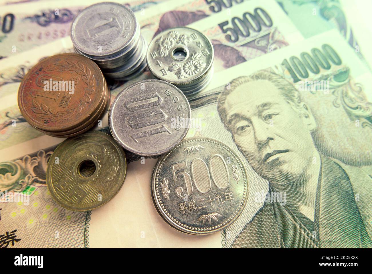 Japanese currency sign hi-res stock photography and images - Alamy