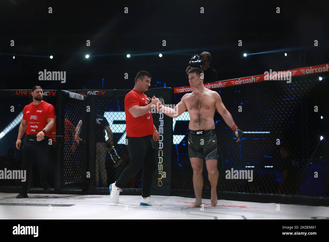 Matej Batinic of Croatia fights against Dritan Barjamaj of Austria ...