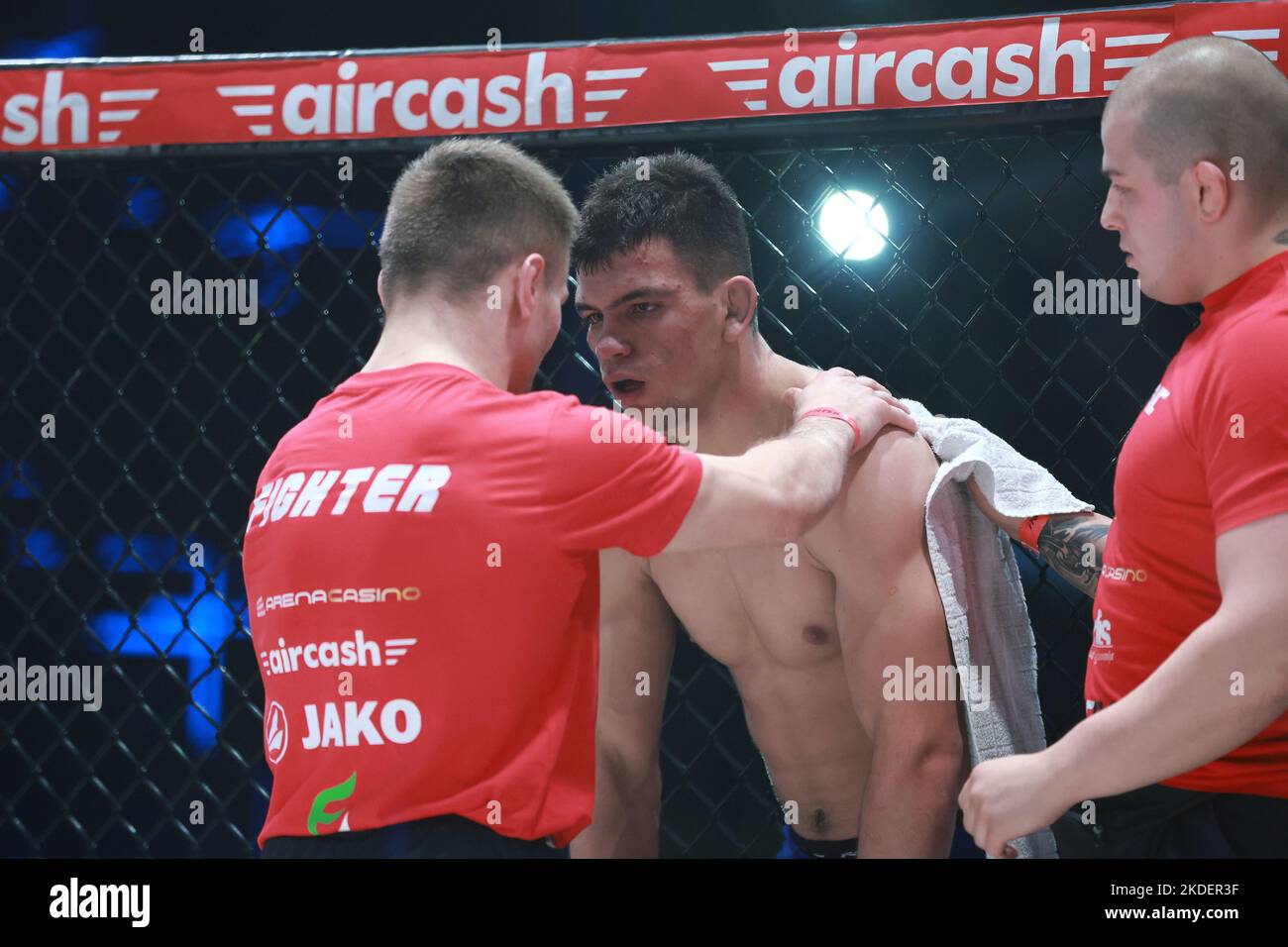 Zagreb, Croatia. 05th Nov, 2022. David Sivonjic of Croatia fights ...
