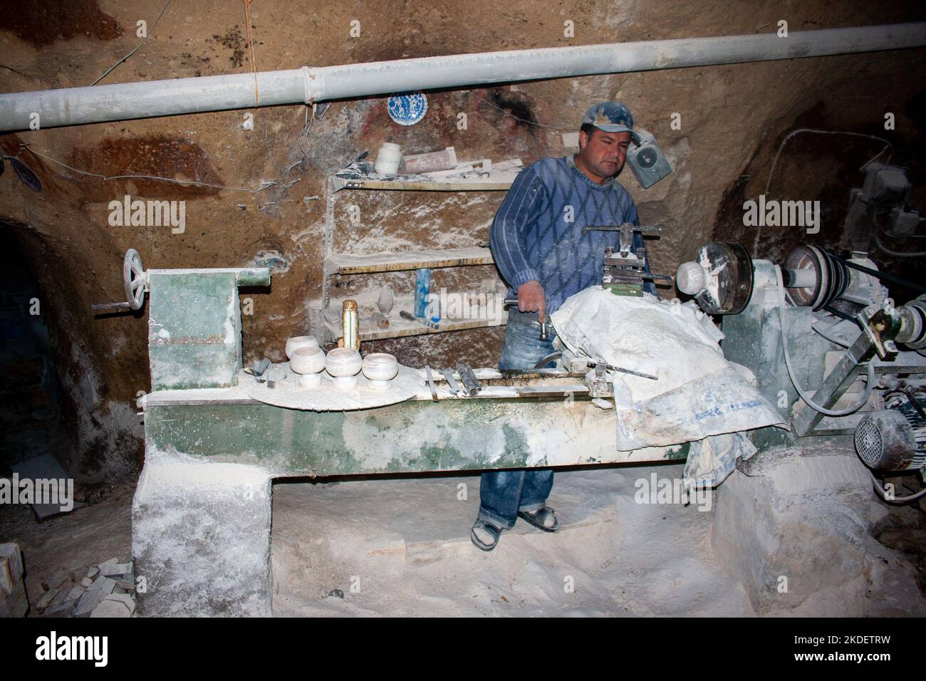 Stonemason working Stone products Cappadocia, Turkey Stock Photo - Alamy