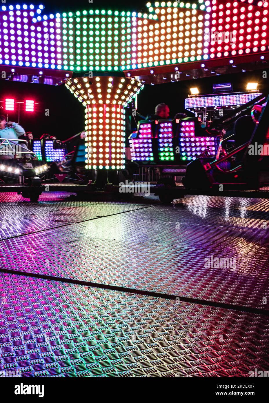 Funfair ride twister hi-res stock photography and images - Alamy