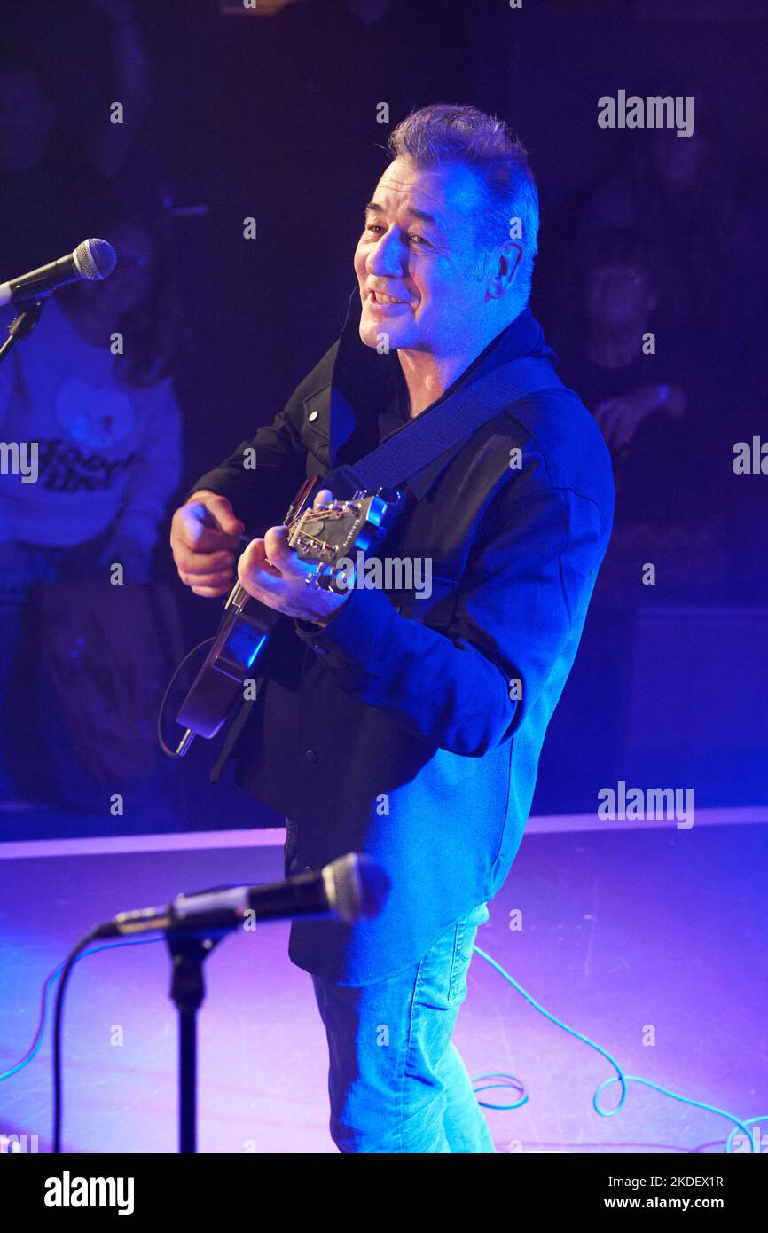 Lundon hi-res stock photography and images - Alamy