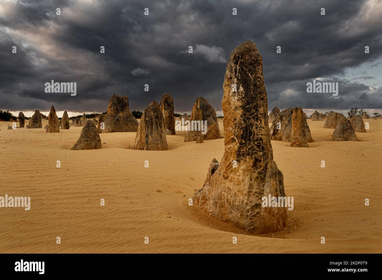Outstanding Pinnacles in Nambung National Park Stock Photo - Alamy