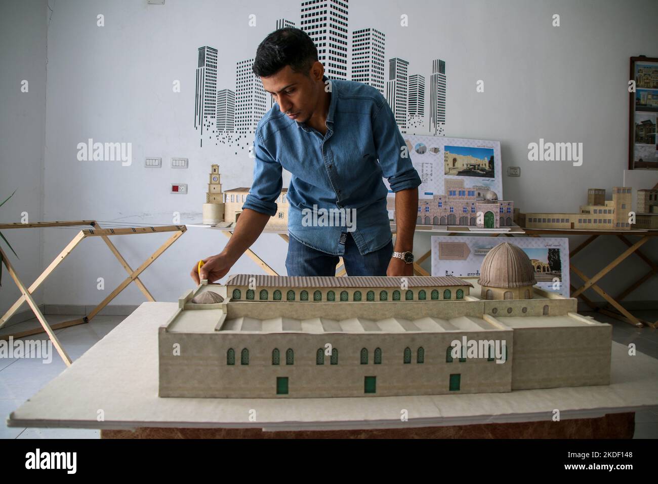 Beit Hanoun, Gaza Strip, Palestine. 4th Nov, 2022. Gaza, Palestine. 05 ...