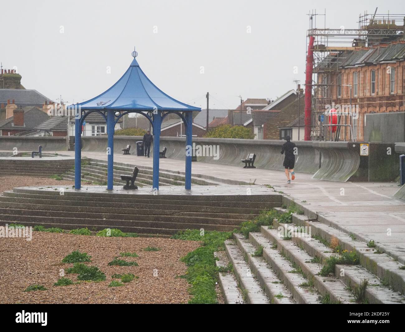Sheerness, Kent, UK. 6th Nov, 2022. UK Weather: heavy rain in Sheerness ...