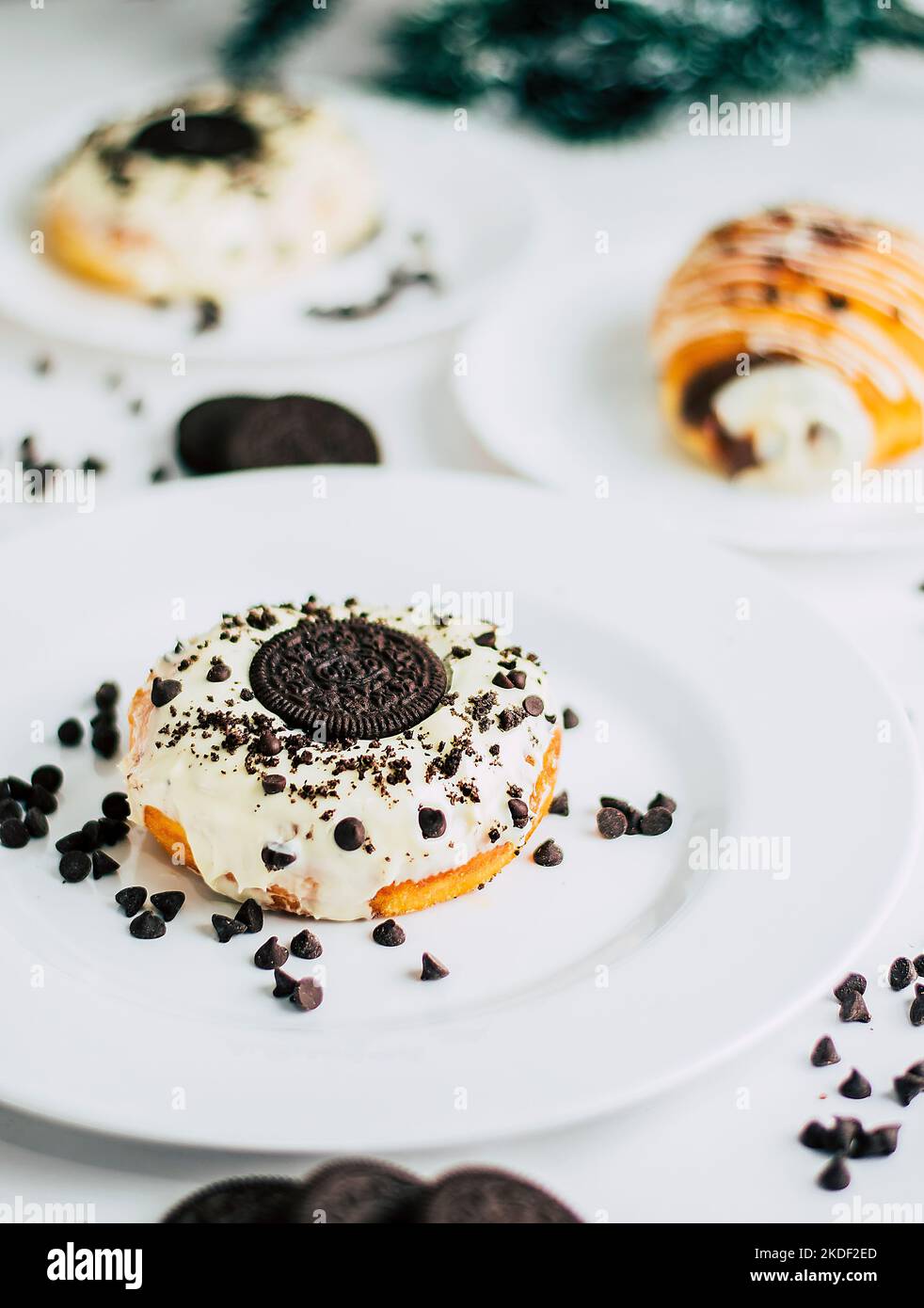 Oreo donut hi-res stock photography and images - Alamy