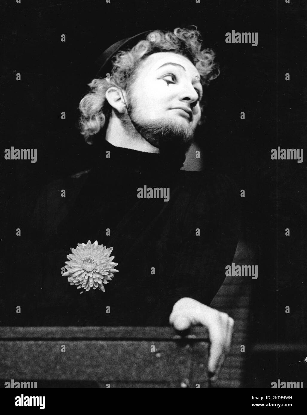 ROBERT ENGLUND in HOLLYWOOD DREAMS & NIGHTMARES: THE ROBERT ENGLUND ...