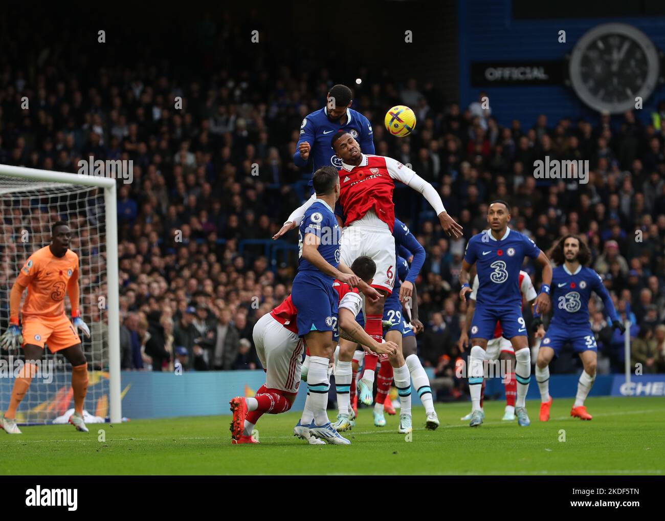 Stamford Bridge, London, UK. 6th Nov, 2022. English Premier League ...