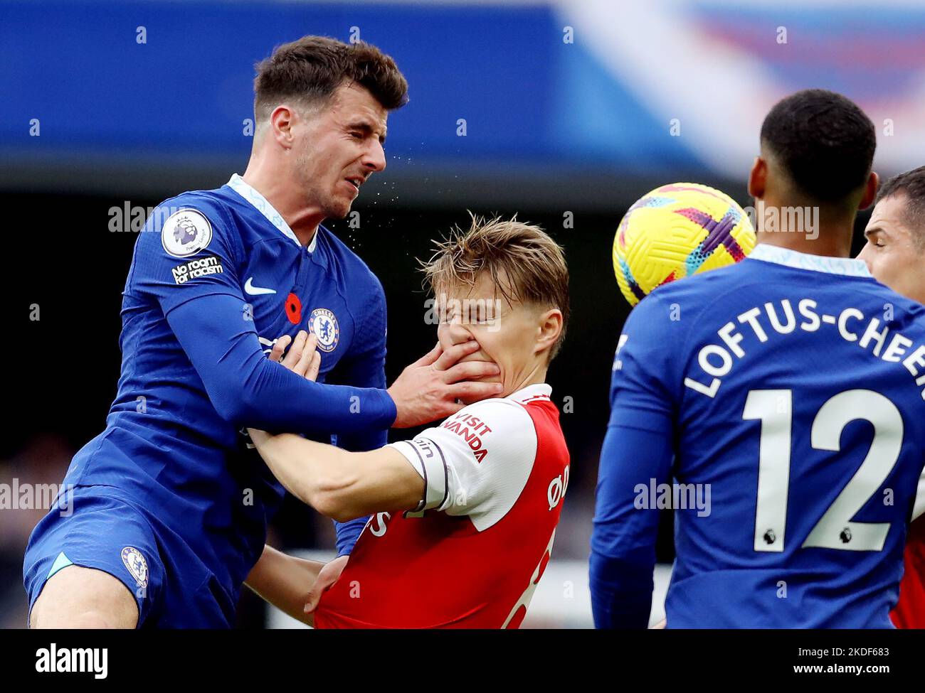 London, England, 6th November 2022. Mason Mount of Chelsea challenges ...