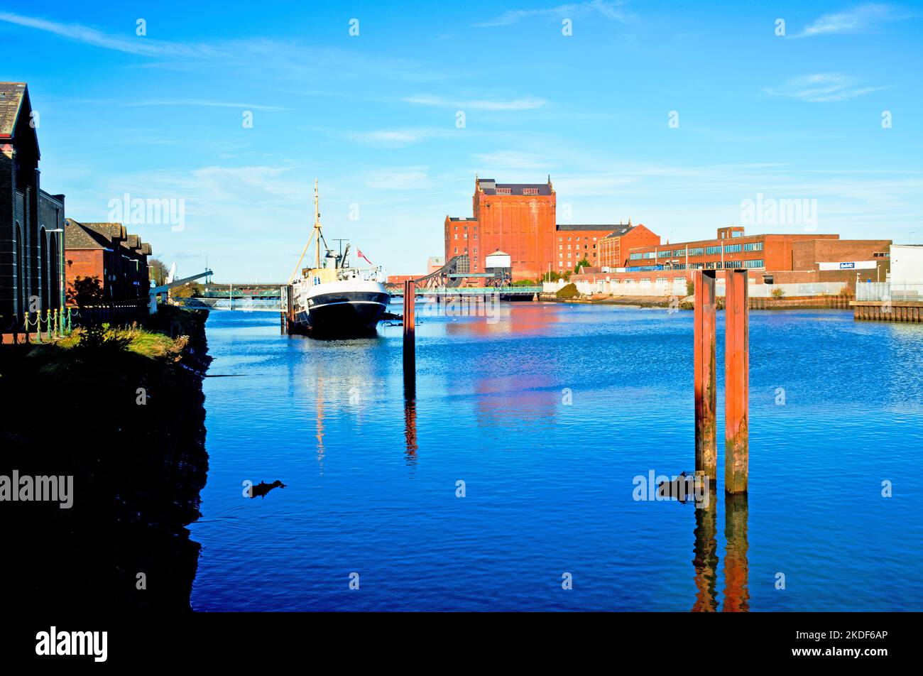 River Freshney and Corporation Bridge, Grimsby, Lincolnshire, England ...