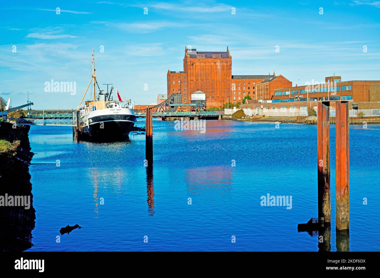 River Freshney and Corporation Bridge, Grimsby, Lincolnshire, England ...