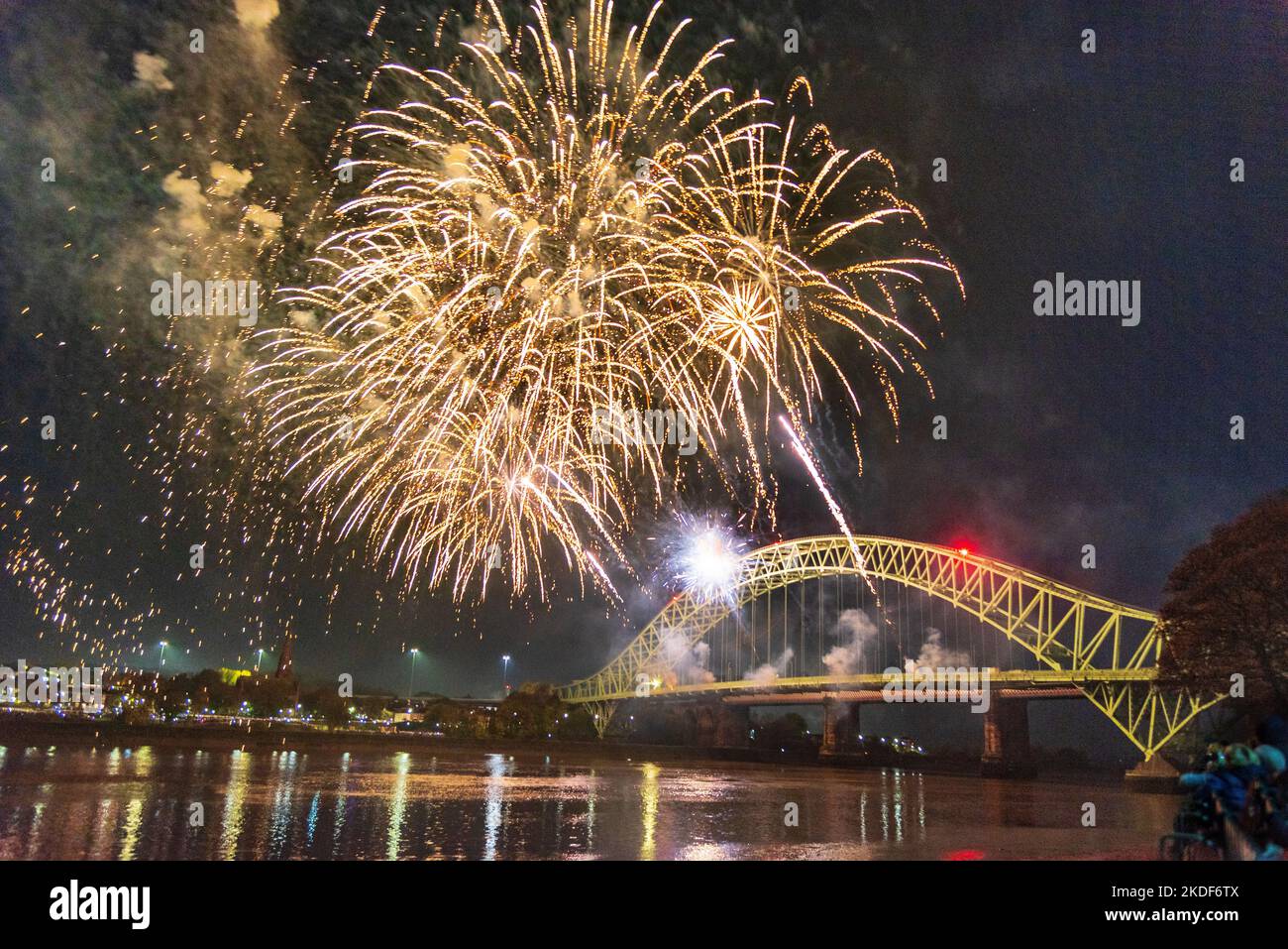 Halton Borough council November 5th Bonfire night fireworks display ...