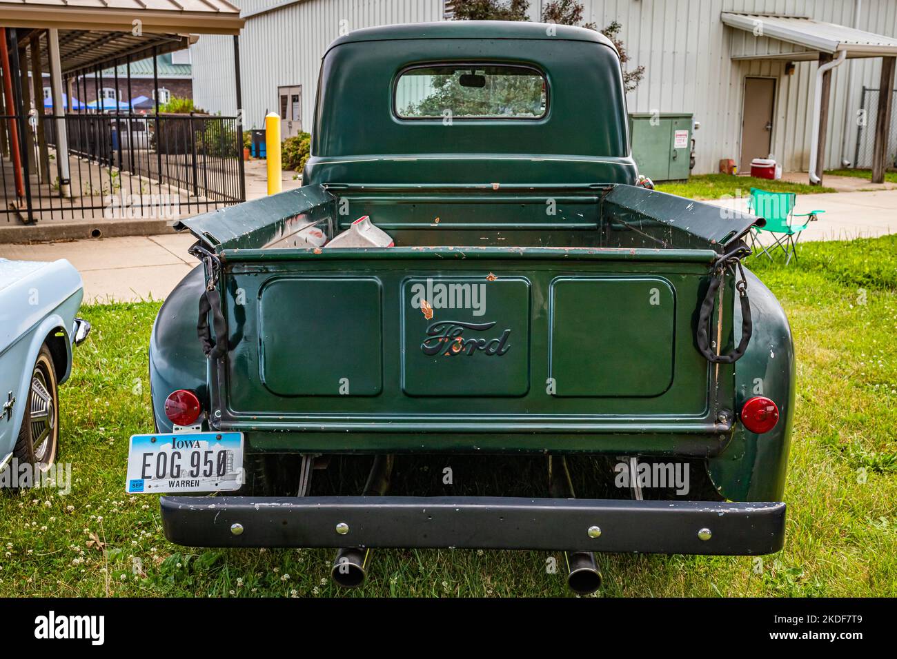 1951 ford hi-res stock photography and images - Alamy