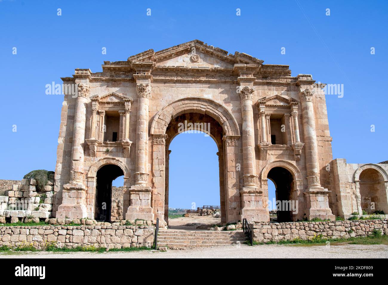 The hadrians arch hi-res stock photography and images - Alamy The hadrians arch hi-res stock photography and images - Alamy