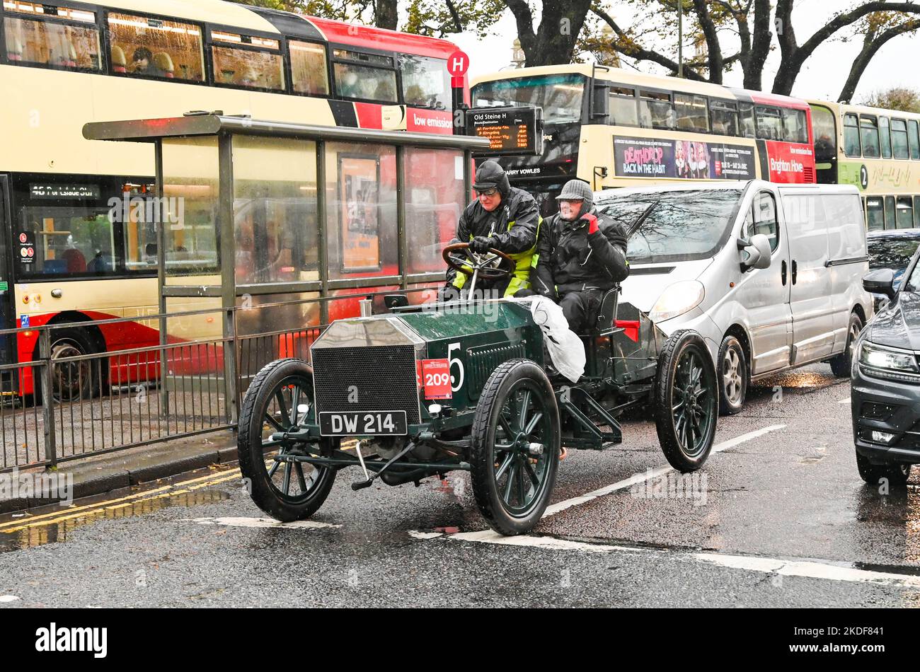 Brighton UK 6th November 2022 - A 1903 Napier is one of the first cars ...