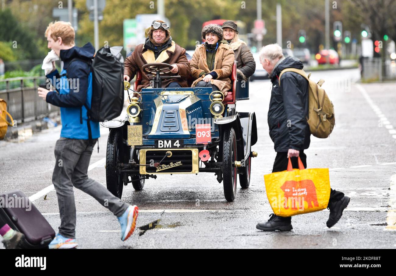 1902 darracq cars hi-res stock photography and images - Alamy