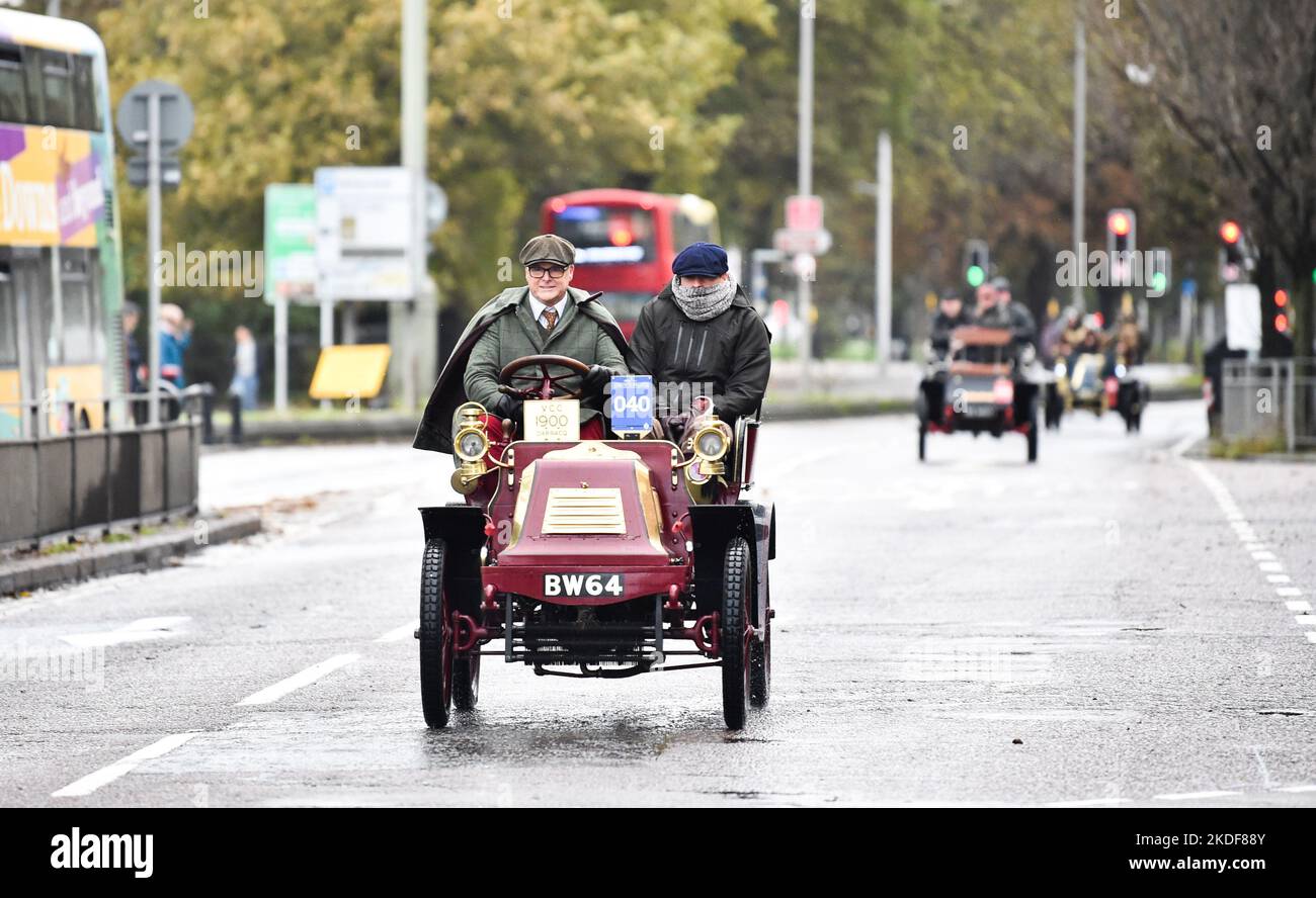 Brighton UK 6th November 2022 - A 1900 Darracq arrives in Brighton ...