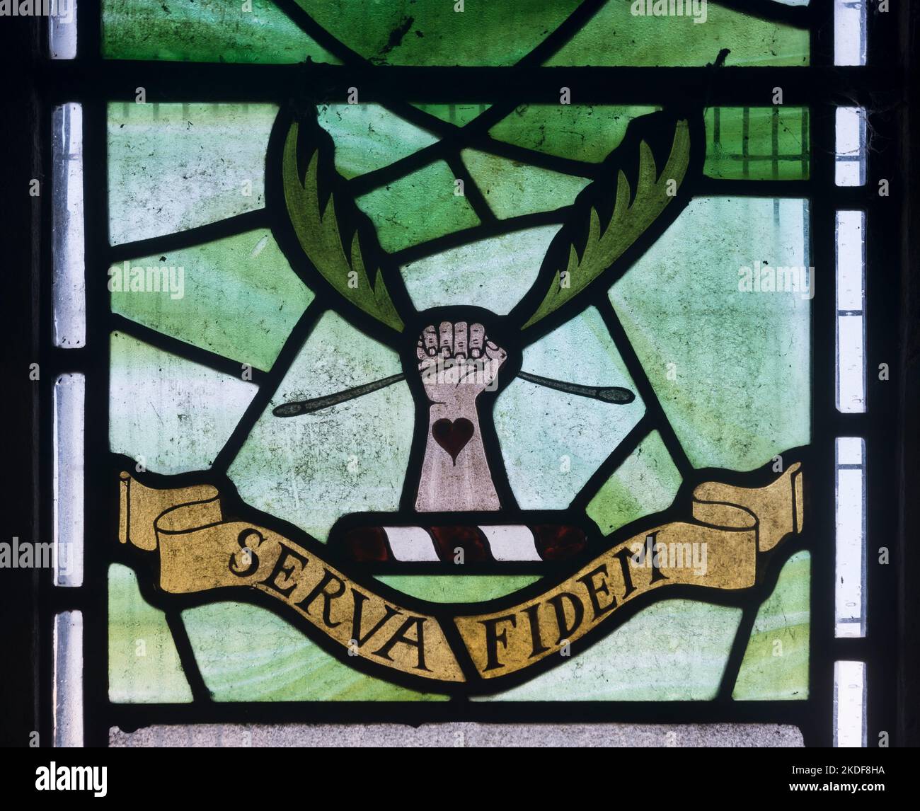 Corfield family crest stained glass, St. Peter`s Church, Radway ...