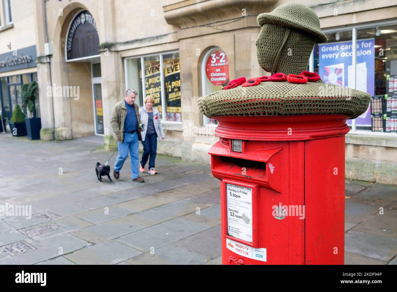 Remembrance post box hi-res stock photography and images - Alamy