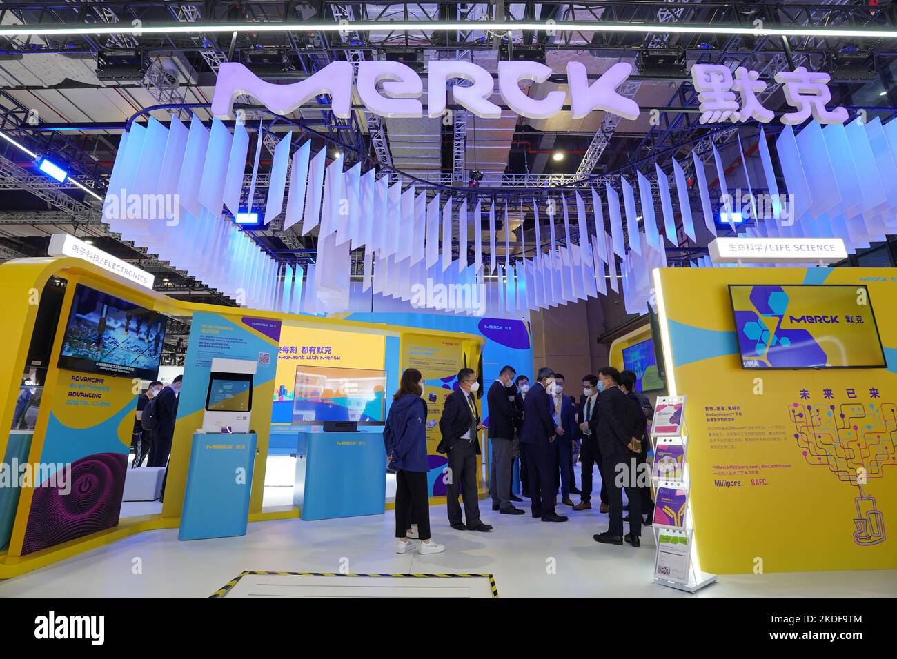 SHANGHAI, CHINA - NOVEMBER 6, 2022 - Visitors visit the booth of Merck ...