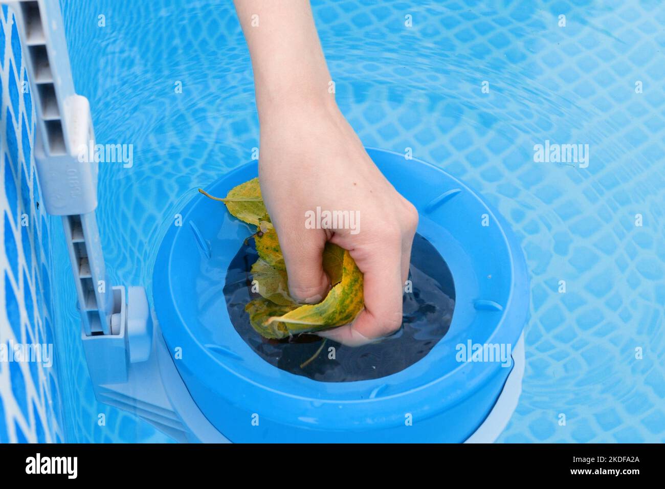 Contaminated swimming pool hi-res stock photography and images - Alamy