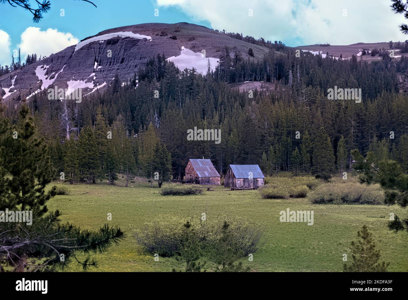Meiss family cabins hi-res stock photography and images - Alamy
