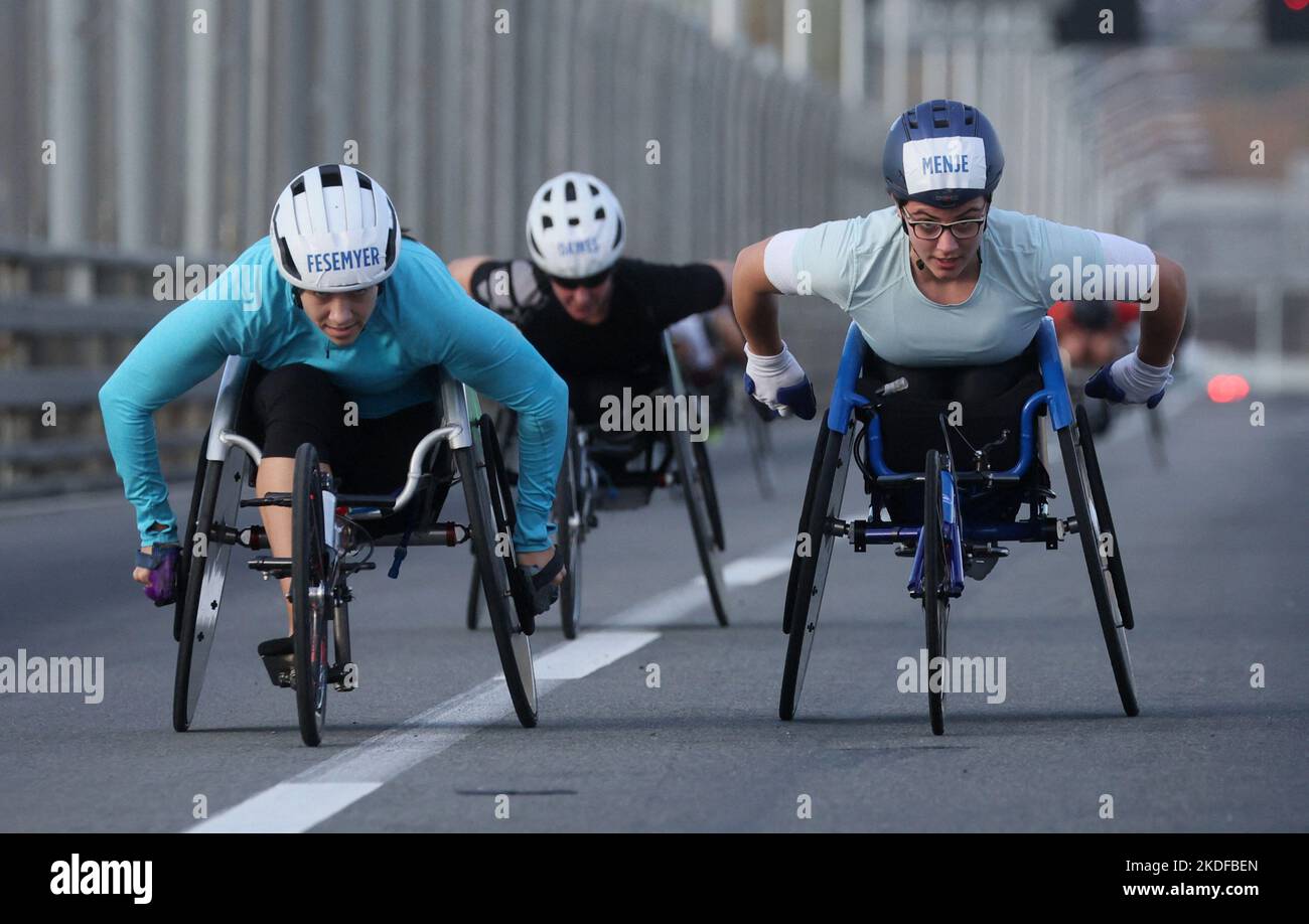 New york wheelchair marathon 2022 hi-res stock photography and images ...