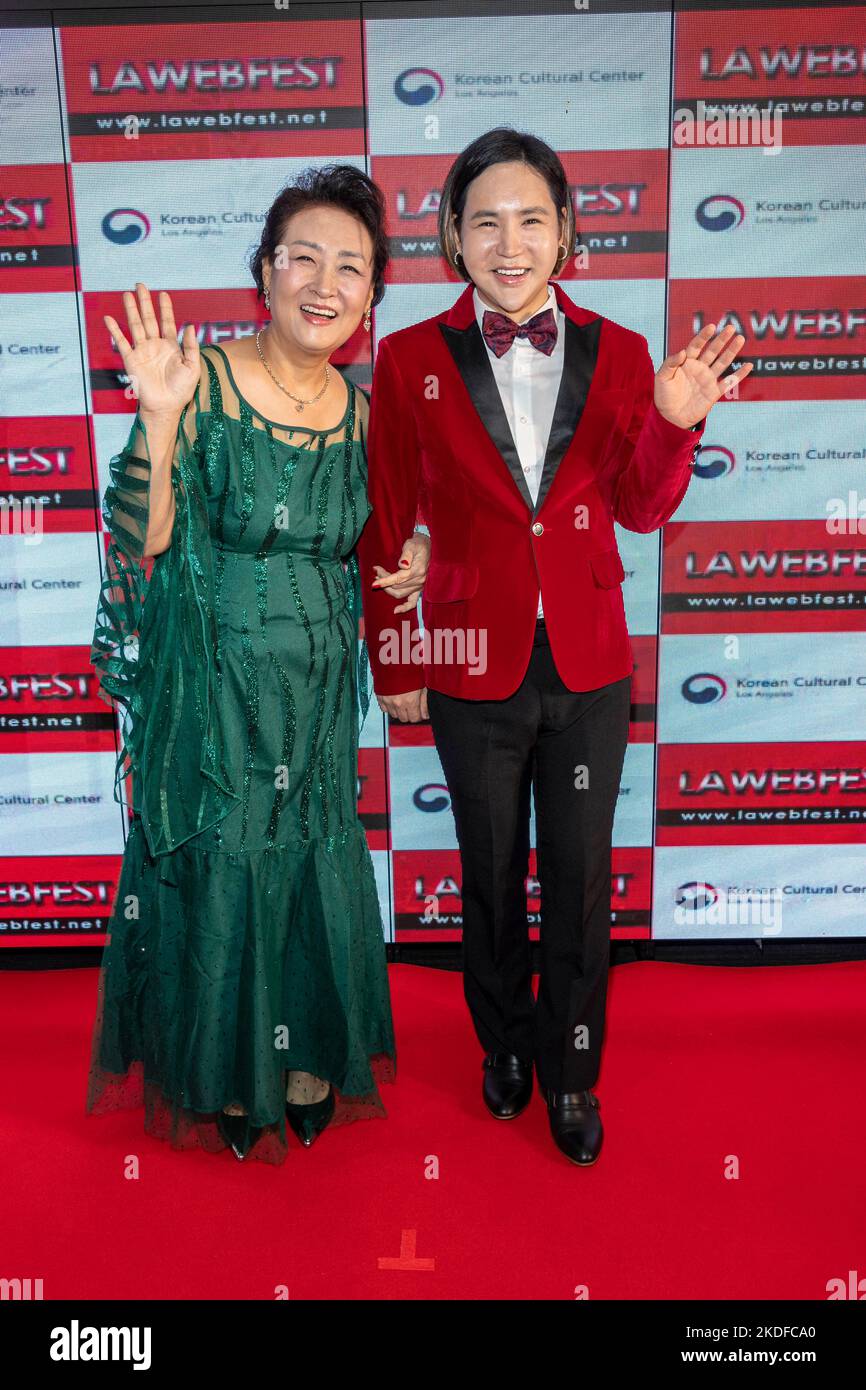 Los Angeles, USA. 05th Nov, 2022. Park Young Hye, Shin Seoung Hoon ...