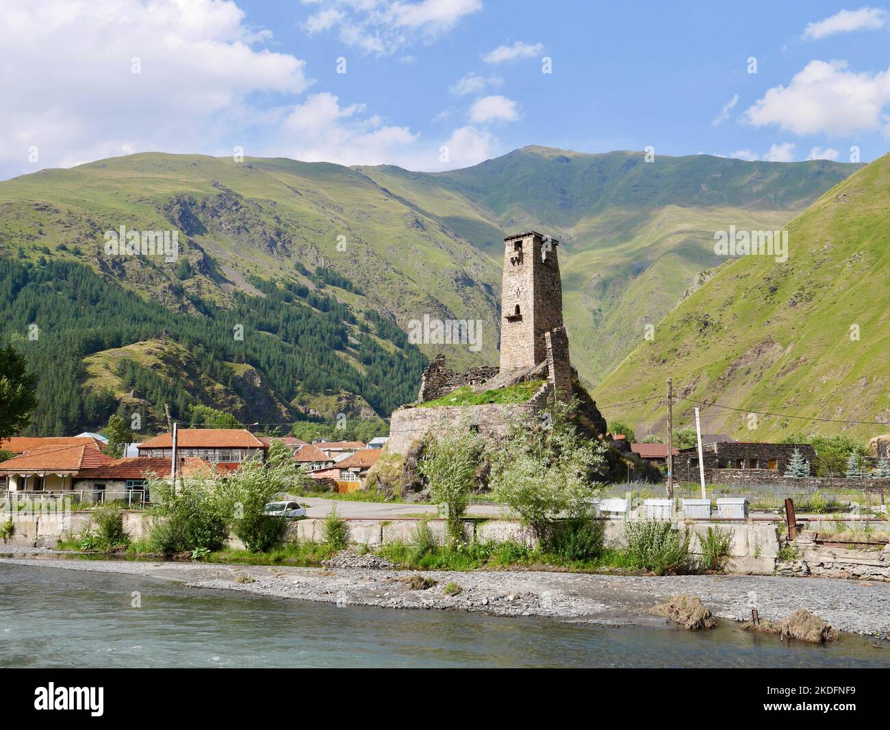 Village sno valley hi-res stock photography and images - Alamy