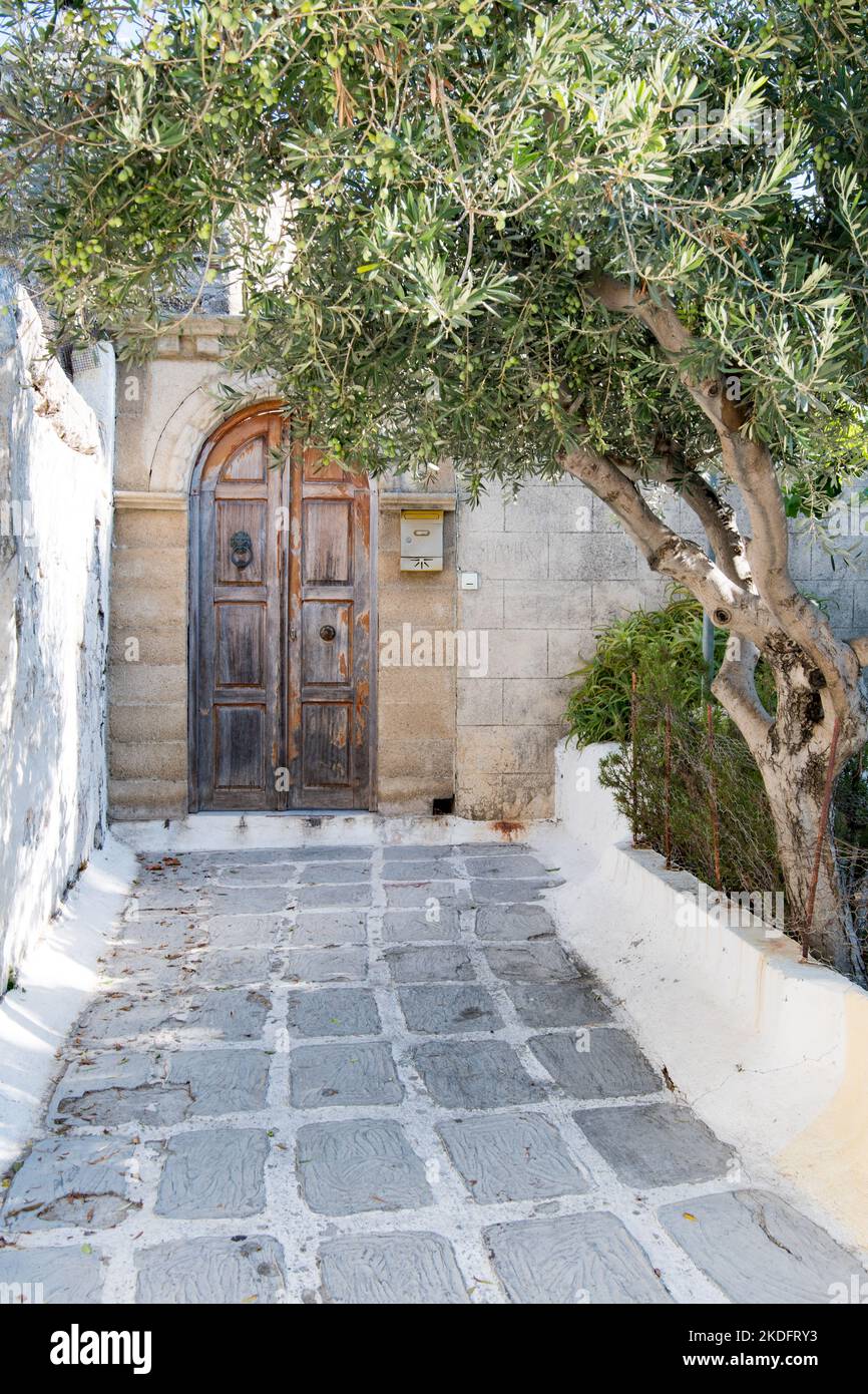 Rustic doorways hi-res stock photography and images - Alamy