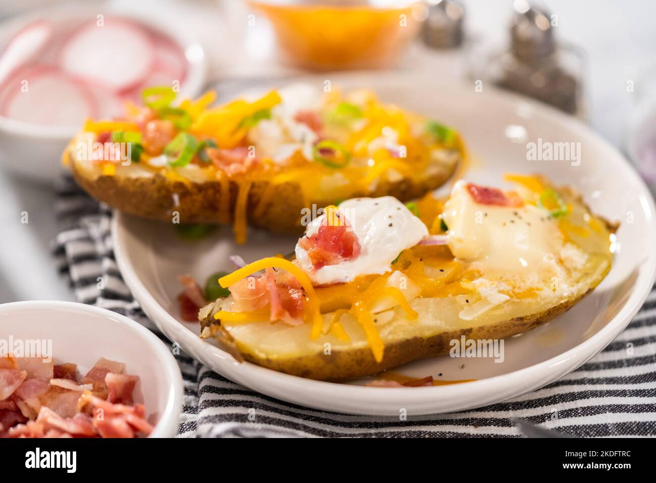 Pressure Cooker Baked Potatoes Stock Photo - Alamy