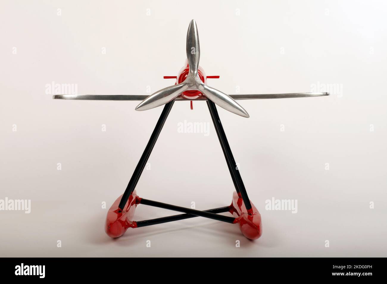 Flying boat model hi-res stock photography and images - Alamy