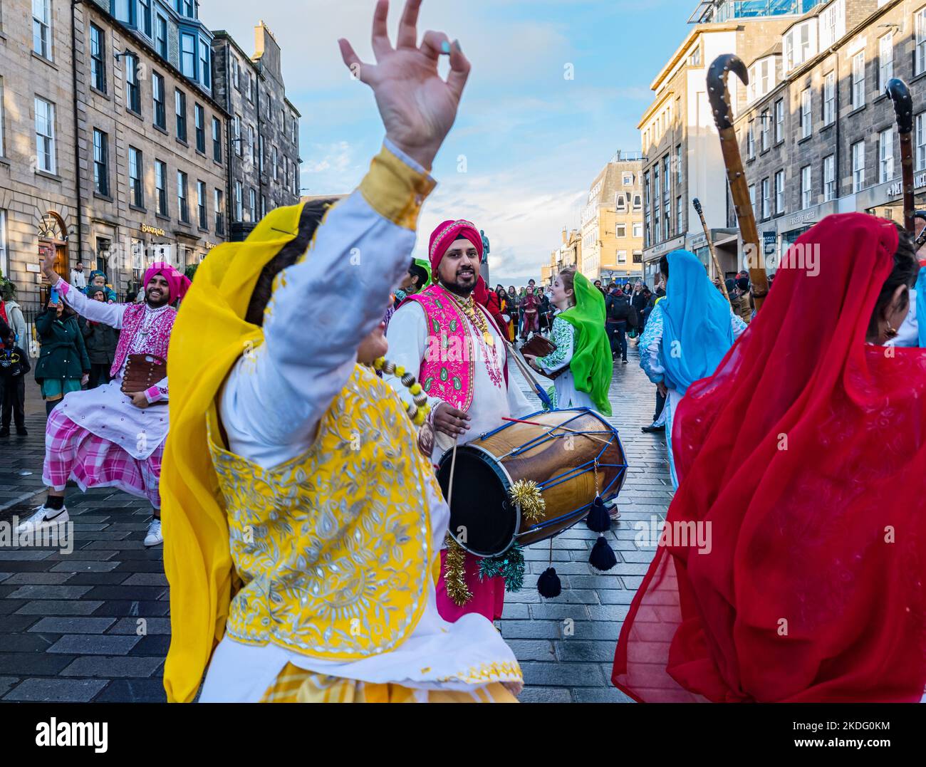Edinburgh, Scotland, UK, 6th November 2022. Edinburgh Diwali: a parade ...