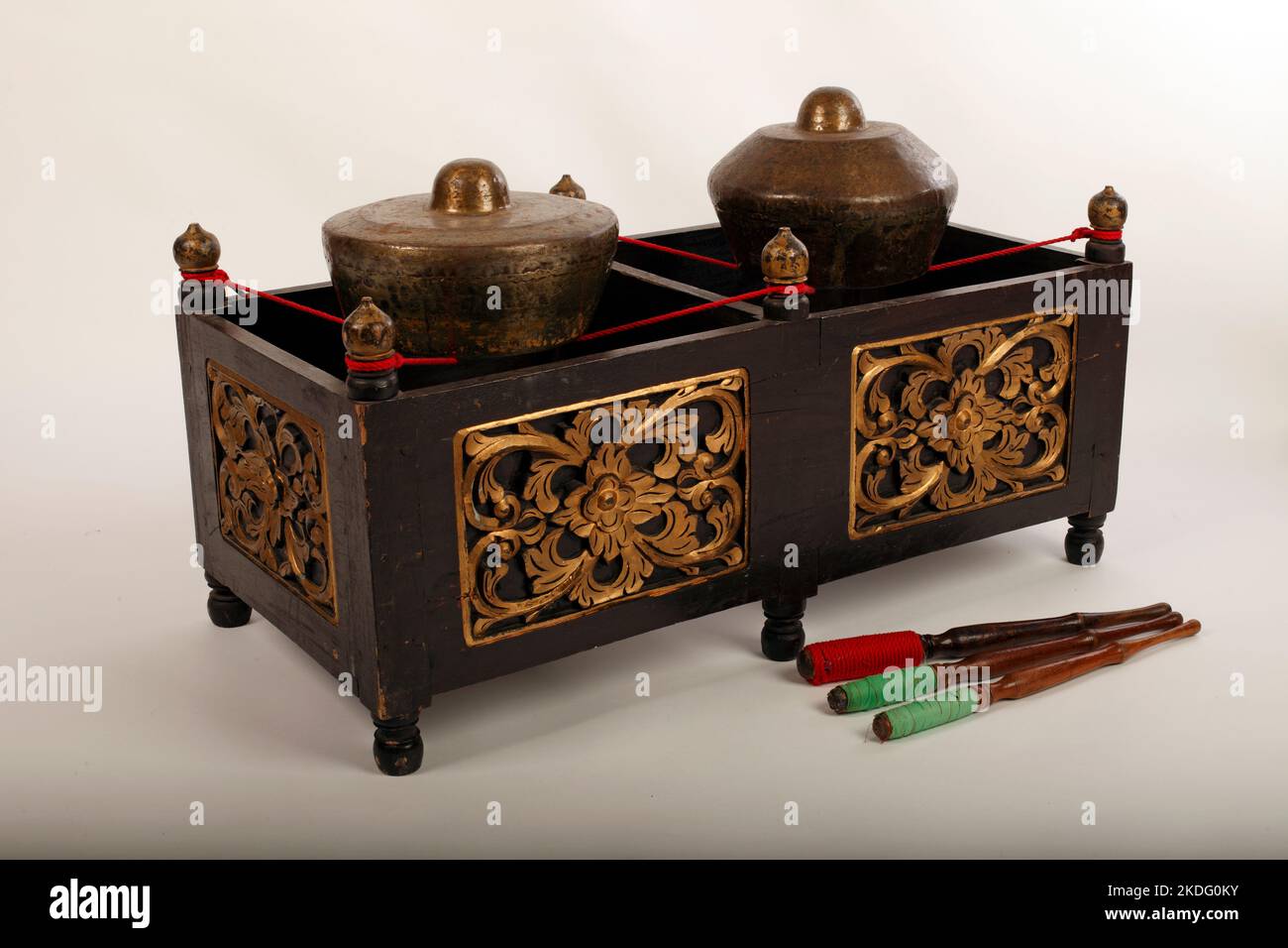 Bronze Gongs Gamelan at Benjamin Bomar blog