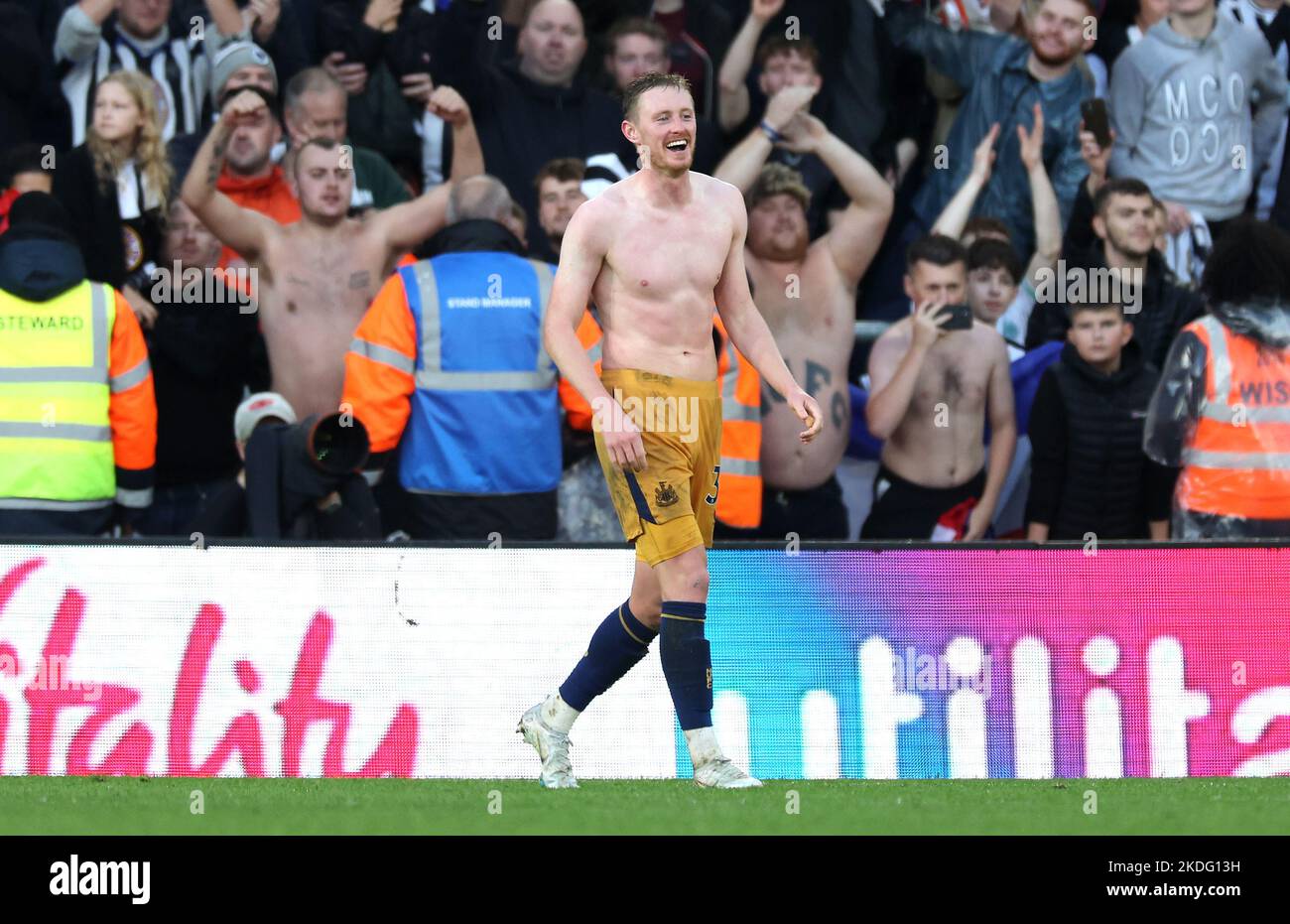 Newcastle United's Sean Longstaff celebrates after the final whistle in ...