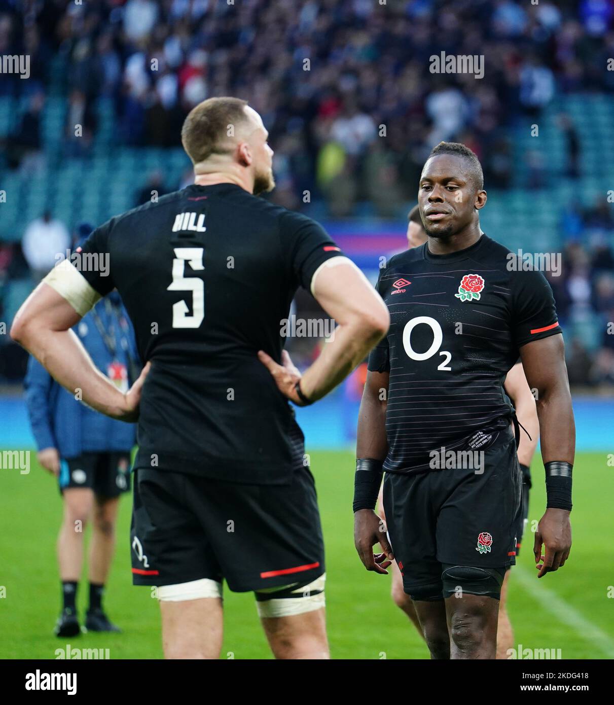 England's Jonny Hill and Maro Itoje dejected following the Autumn ...