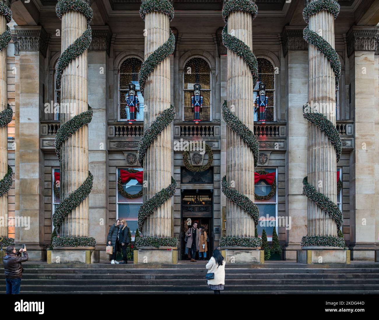Neoclassical building hi-res stock photography and images - Alamy
