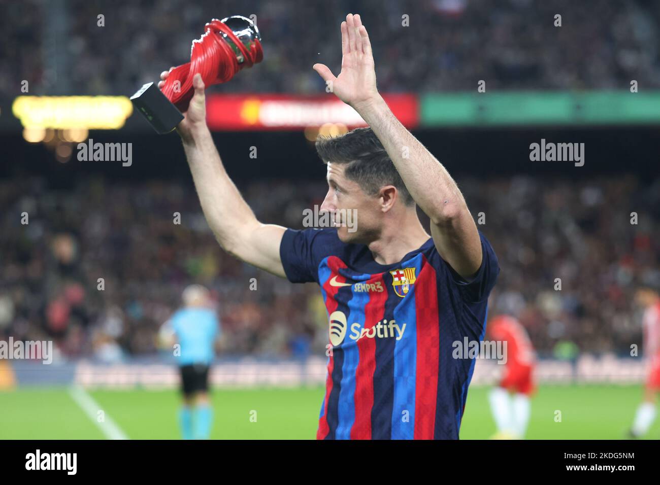 Robert Lewandowski of FC Barcelona with Player of the month trophy ...